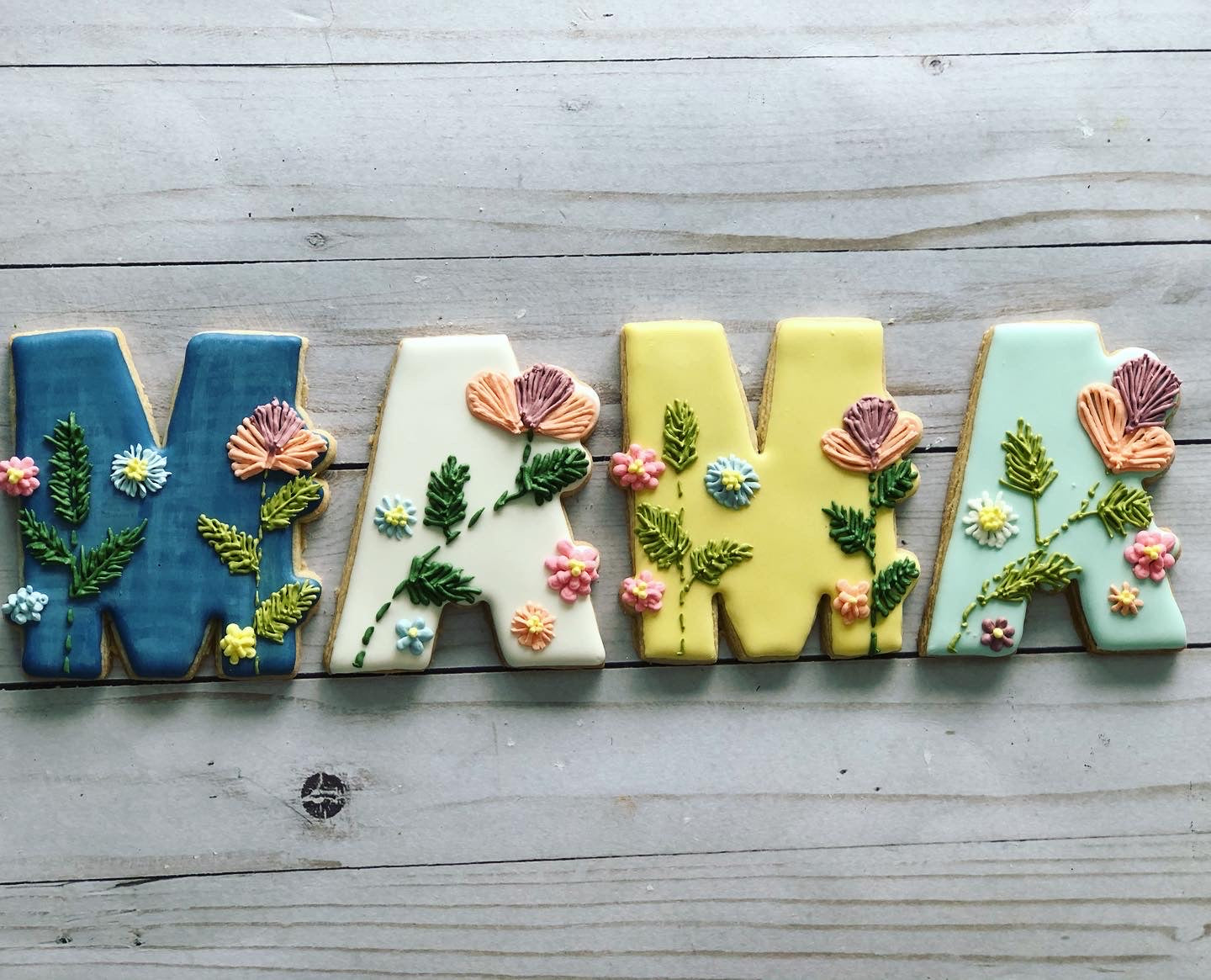MAMA cookies – Luli Sweet Shop