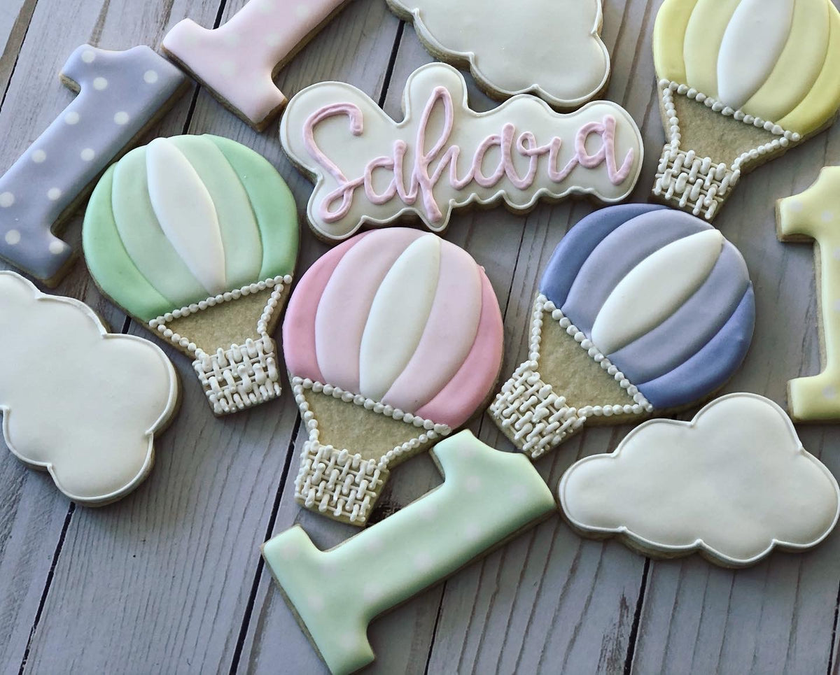 One year old birthday hot air ballon Theme Cookies – Luli Sweet Shop